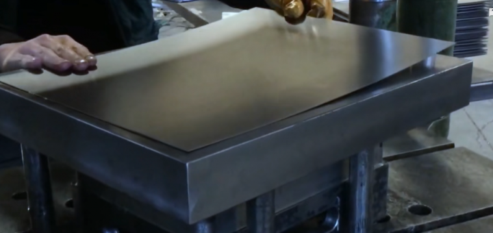 Square Sheet Metal Mold: Process, Properties, Applications & Design Tips